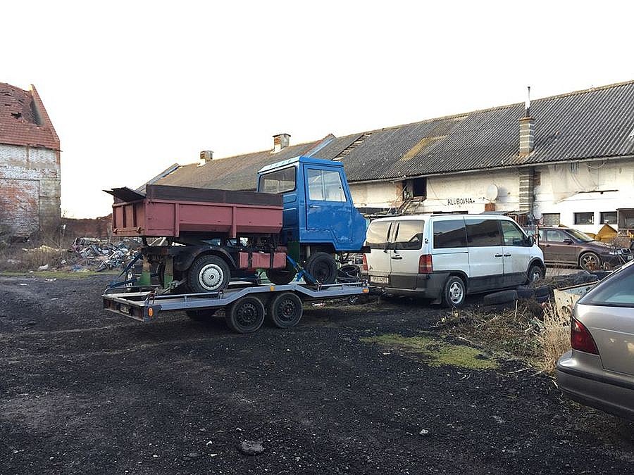 Odtah zemědělské techniky a vozidel do 2 tun - Myštěves (Hradec Králové ...