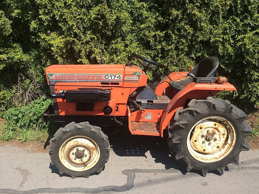 Japonský malotraktor HINOMOTO C174, 17Hp, 4x4 - Ludgeřovice (Opava), Prodám | ChovZvířat.cz