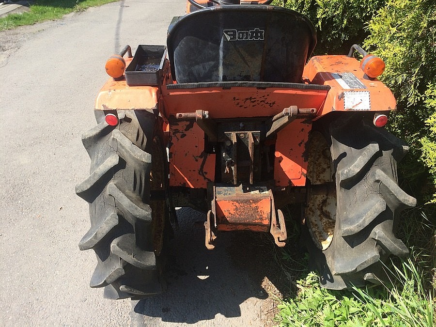 Japonský malotraktor HINOMOTO C174, 17Hp, 4x4 - Ludgeřovice (Opava), Prodám | ChovZvířat.cz